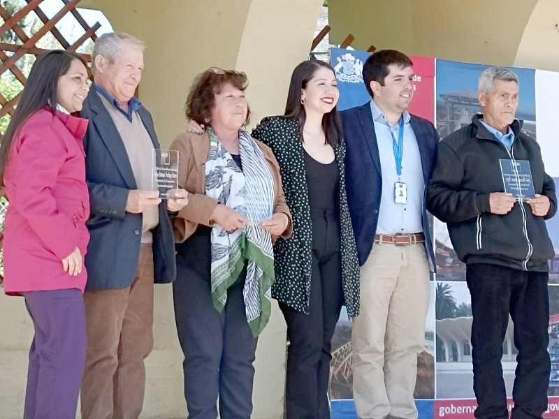 Cauquenes: Senama Maule conmemoró el Mes de las Personas Mayores Cauquenes: Senama Maule conmemoró el Mes de las Personas Mayores